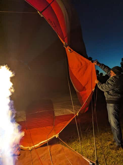 Melbourne Premium Balloon Flight 5-Star Champagne Breakfast - Valuable Extras and Considerations
