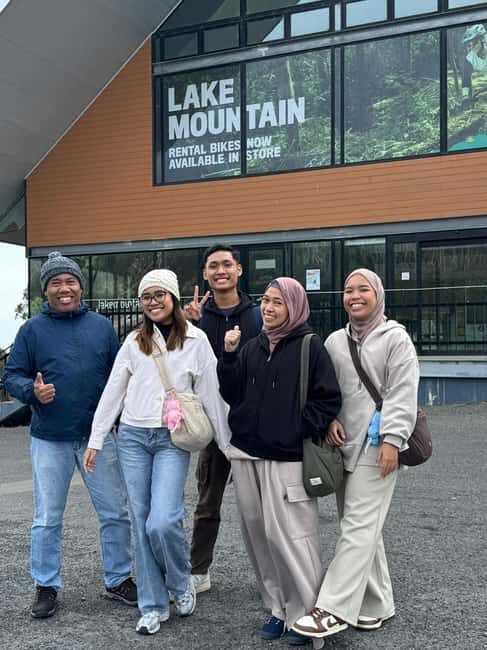 Melbourne: Private Lake Mountain Snow & Redwood Forest Tours - A Sweet Ending at the Chocolaterie and Final Reflections
