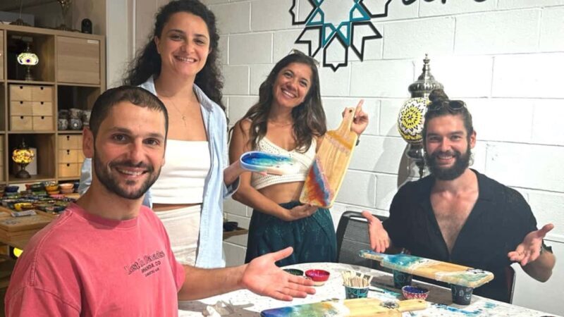 Melbourne: Resin Art Classes - Cheeseboard & Coasters - A Practical Look at the Resin Art Class Experience