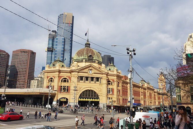 Melbourne Sights & Sounds Private Tour - Discovering Melbourne in Comfort and Style