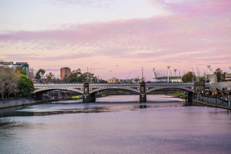 Melbourne: Spirit Of Melbourne Yarra River Lunch Cruise - Authentic Experiences Based on Reviews