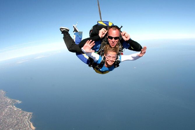 Melbourne: Tandem Skydive Experience over St. Kilda Beach - The Adventure Begins at Moorabbin Airport