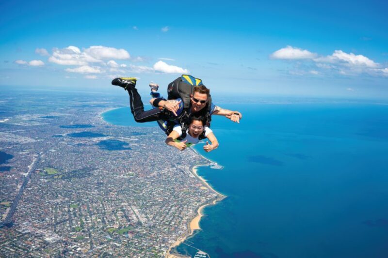 Melbourne: Tandem Skydive Experience over St. Kilda Beach - Key Points