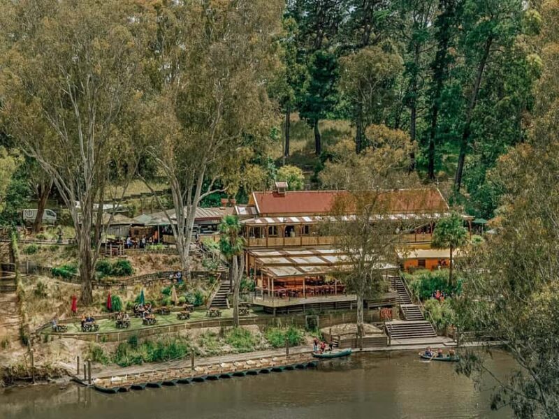 Melbourne Tour: Walk the Yarra & Historic Boathouse Lunch - A Closer Look at the Experience