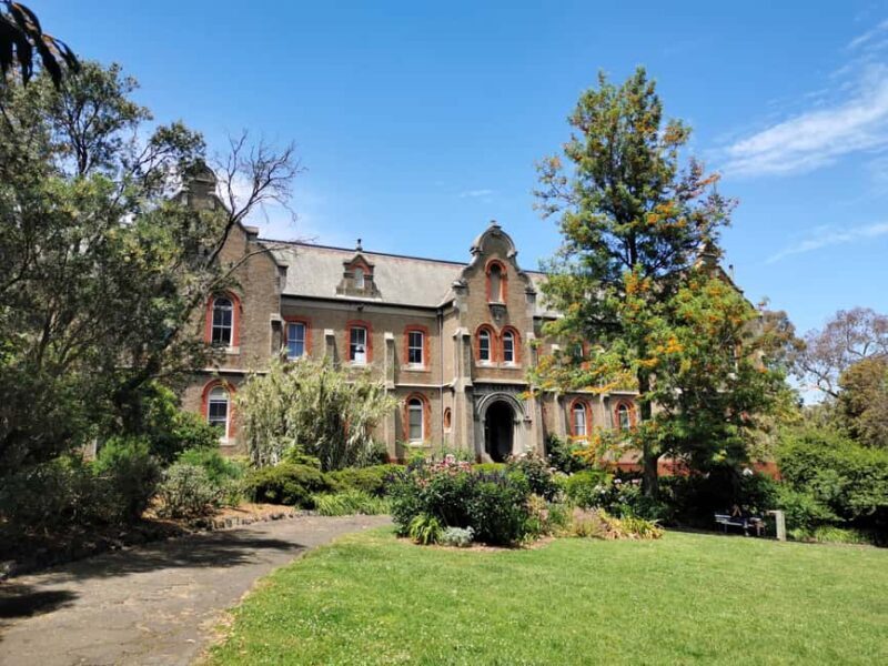 Melbourne: Walk the Yarra to Heritage Abbotsford Convent - Exploring Melbourne’s Hidden Gems: Walk the Yarra to Heritage Abbotsford Convent