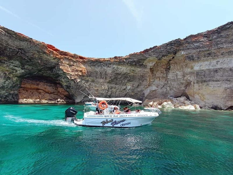 Mellieha: 1:00pm Speedboat round Comino Caves 2h Blue Lagoon - Key Points