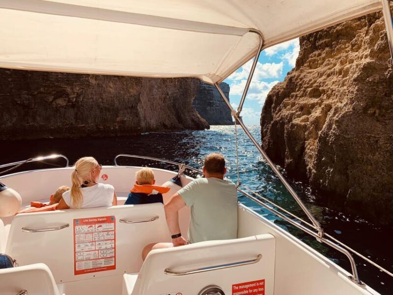 Mellieha: 11:00am Speedboat round Comino Cave 2h Blue Lagoon - What Makes This Tour Stand Out?