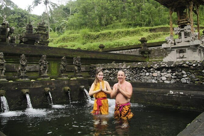 Melukat Purification Ceremony at Suradayu Temple - Key Points