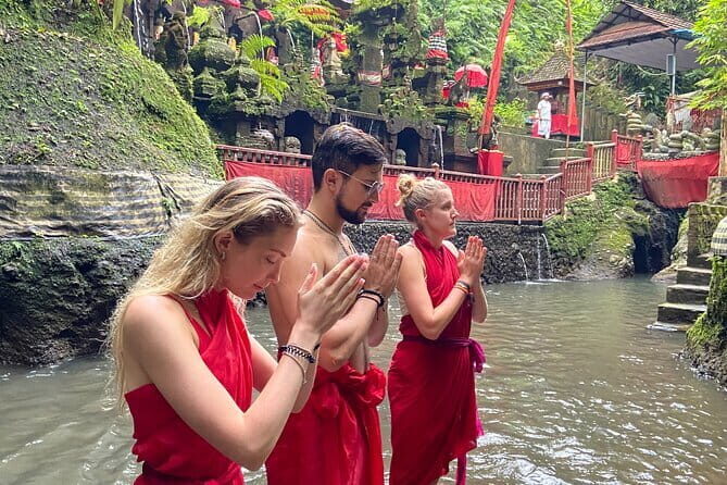 Melukat Purification Ceremony at Taman Pecampuhan Sala Temple - Detailed Review of the Experience
