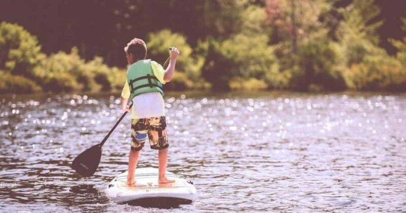 Memorial Beach: Lake Massapoag Stand-Up Paddleboard Rental - Key Points