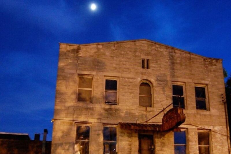 Memphis: 90-minute Haunted Walking Tour - A Closer Look at the Memphis Haunted Walking Tour