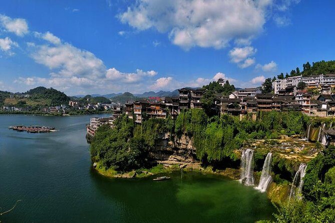 Mengdong River Rafting Adventure and Furong Old Town Private Tour - Key Points