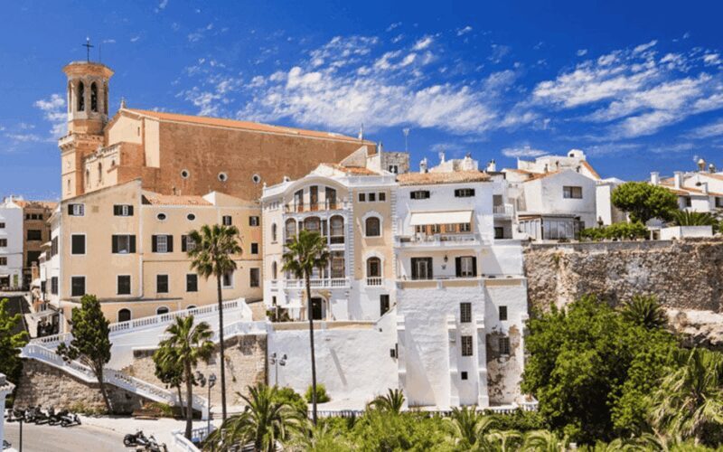 Menorca: Mahon Guided Walking Tour with History & Tastings - Authenticity and Local Charm
