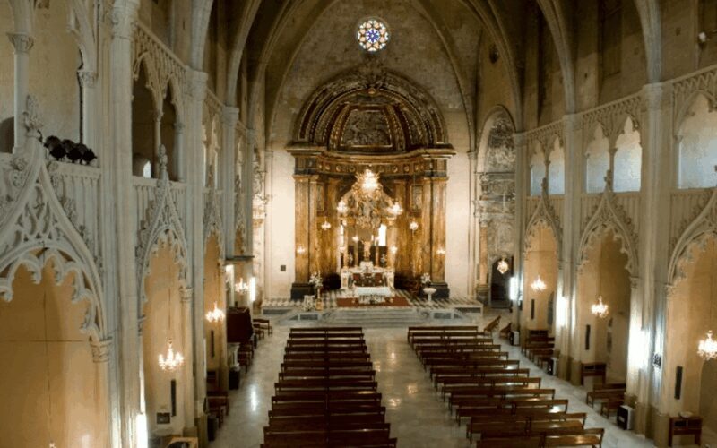 Menorca: Mahon Guided Walking Tour with History & Tastings - Who Will Enjoy This Tour?