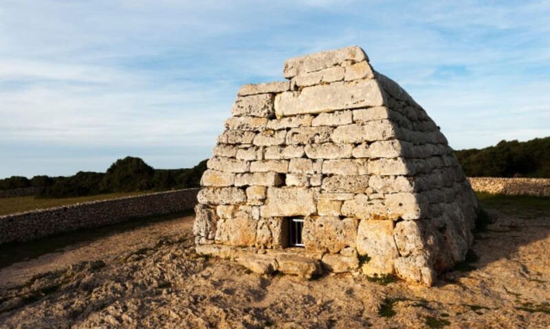 Menorca: Naveta des Tudons Burial Monument Ticket Entrance - Introduction: Why the Naveta des Tudons Entrance is Worth Considering