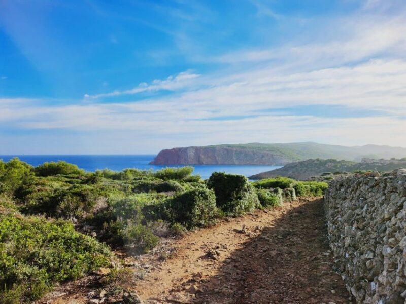 Menorca wakes up: Breakfast at sunrise - To sum it up
