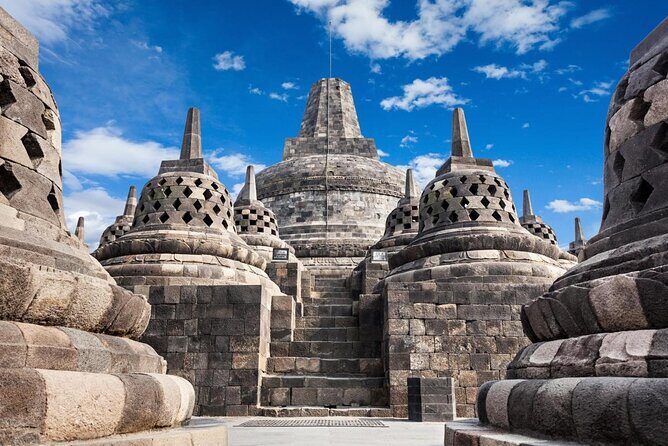 Merapi Jeep Sunrise, Borobudur Climb Up, Prambanan Temple Tour - Discover Java in a Day: Merapi Jeep Sunrise, Borobudur & Prambanan Tour