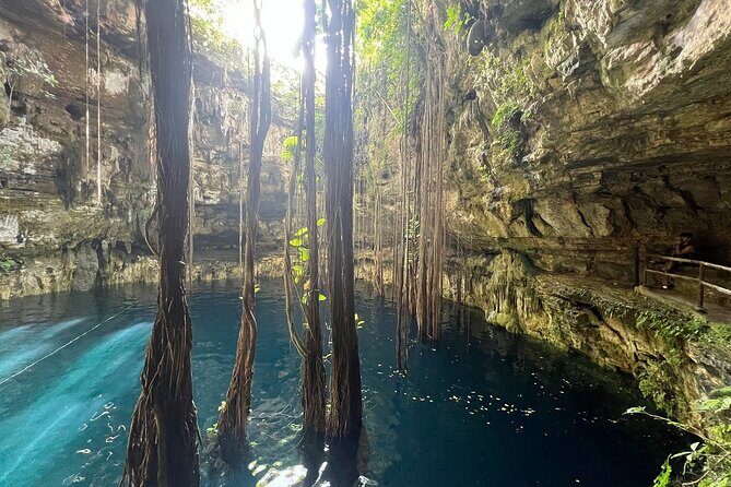 Merida : Tour to Valladolid with Cenote Oxman and Suytun with food - Return to Mérida