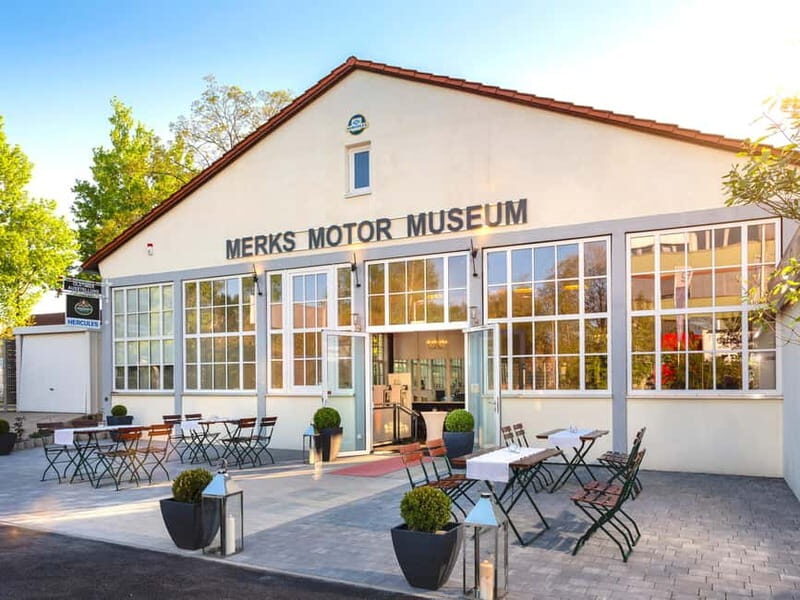 Merks Motor Museum: Private Tour Vintage Car Museum - The Guided Tour Experience