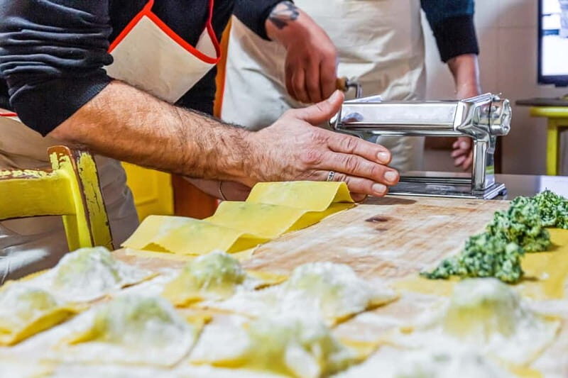 Messina: Share Your Pasta Love in Local's Home - Key Points