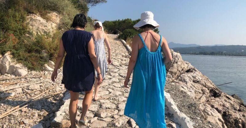 Messinia, Greece: Boat ride tour in Navarino Bay & Lunch - Key Points
