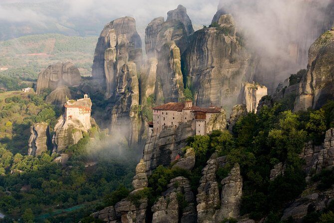 Meteora daytrip private tour for groups from Athens - The Itinerary: What You Can Expect