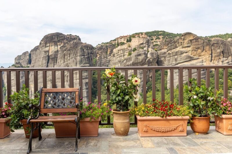Meteora Monasteries "Byzantine Walks" From Thessaloniki - Authenticity and Unique Experiences