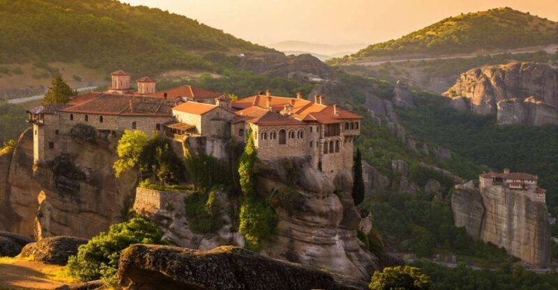 Meteora: Monasteries Tour, Lunch, and Athens Transfer Option - Introduction: A Well-Balanced Day Out in Meteora
