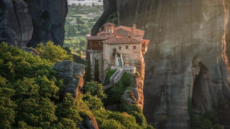 Meteora: Morning Monasteries Tour with Photo Stops - Key Points