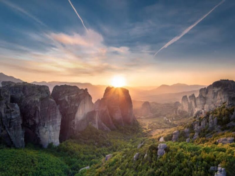 Meteora Private Full Day Tour from Athens & Free Audio Tour - Pickup and Transportation