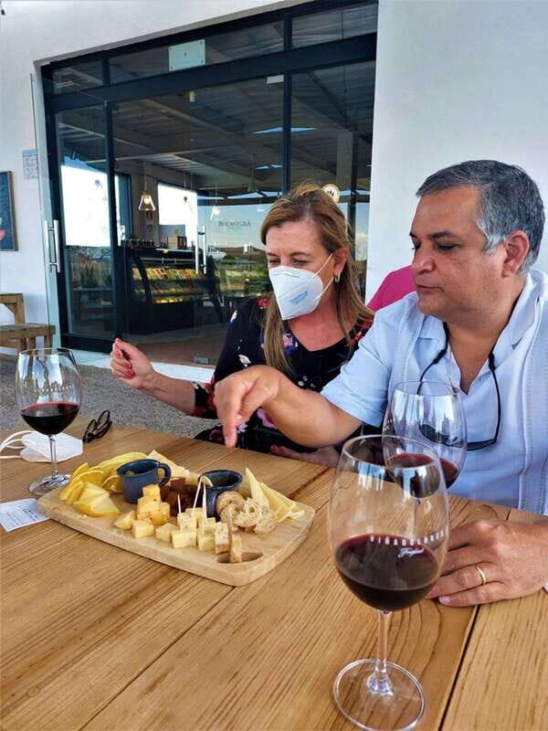 Mexican wine tour: Taste Queretaro Liquor and Visit a Town - Casa Vitivinícola Bodegas De Cote