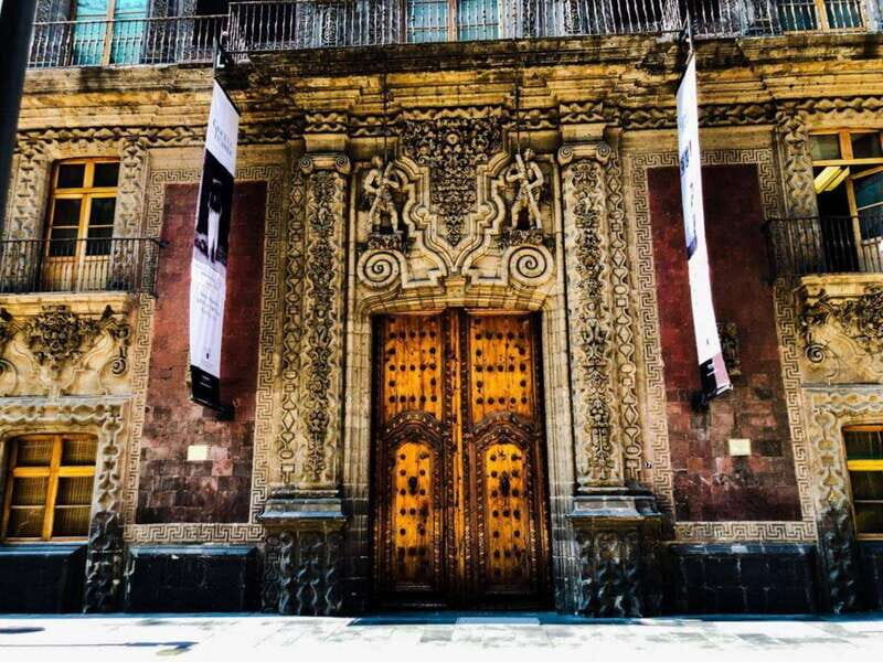Mexico City: A Day in the Colonial Era Through its Palaces - An In-Depth Look at the Tour Experience