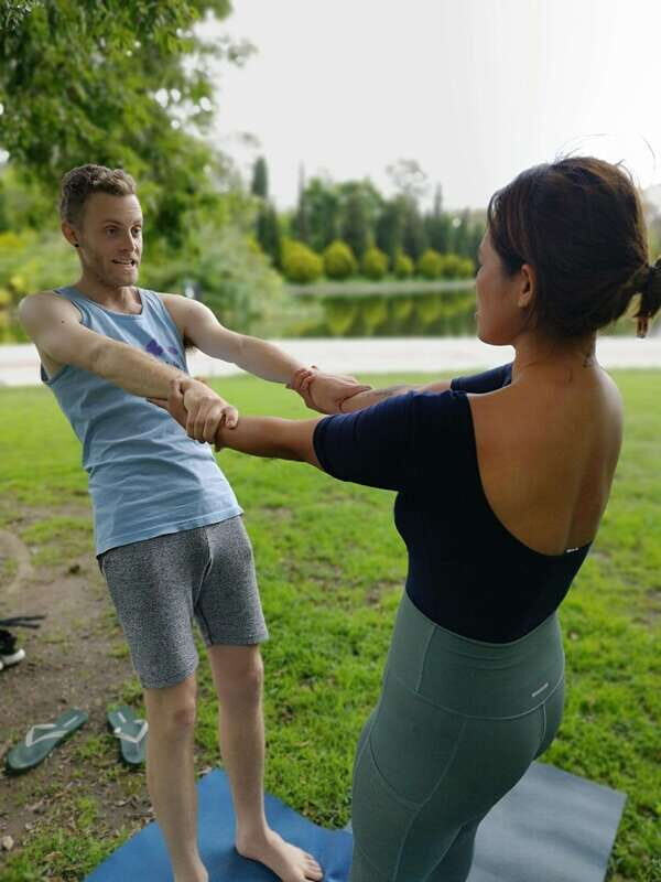 Mexico City: Acroyoga Class at Chapultepec Park - Practical Tips