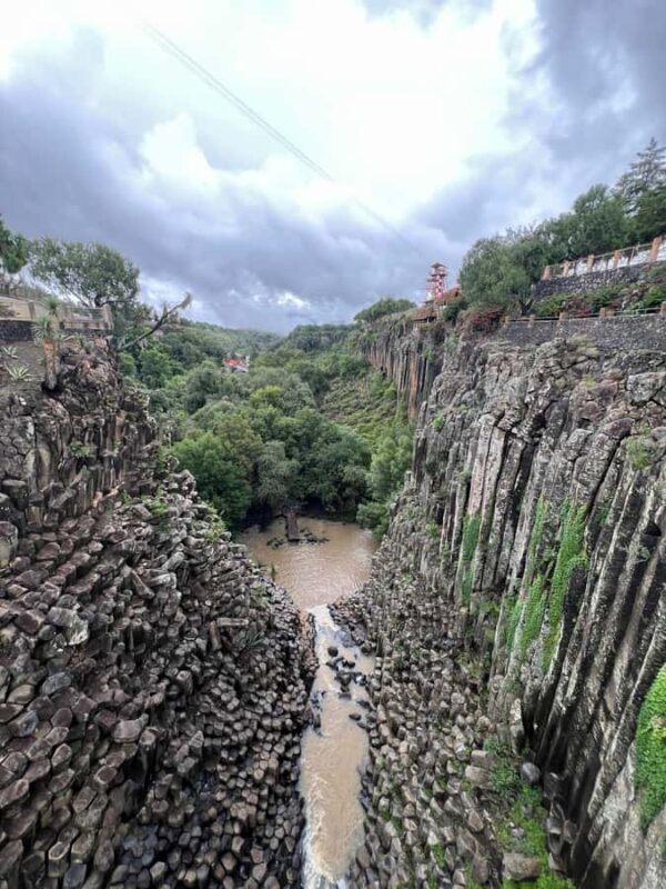 Mexico City: Basaltic Prisms, Peña del Aire, and Huasca - An In-Depth Look at the Tour Experience