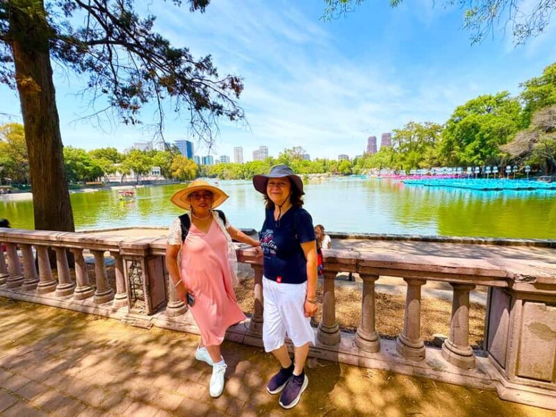 Mexico City: Chapultepec Forest walking Tour - Nature and Relaxation in the Heart of the City