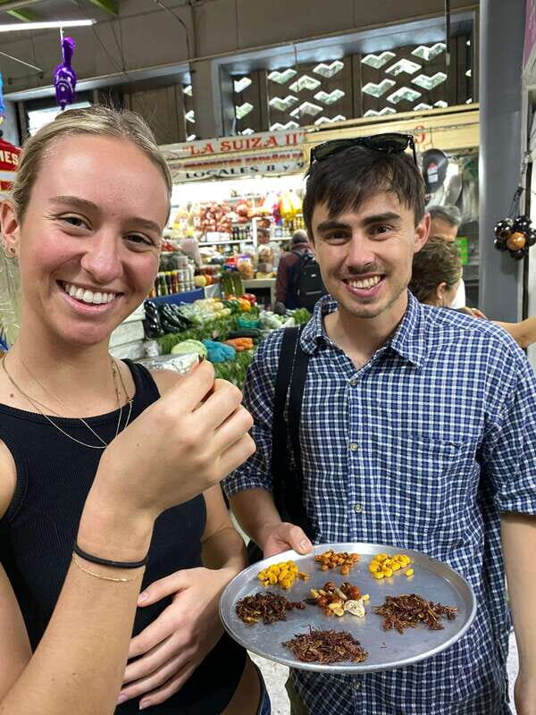 Mexico City Downtown: Street Food Adventure & Mezcal Tasting - The Flow and Pacing of the Day
