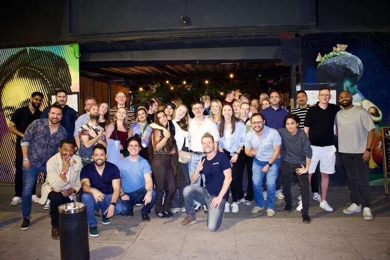 Mexico City: Guided Pub Crawl with Party Games - Key Points