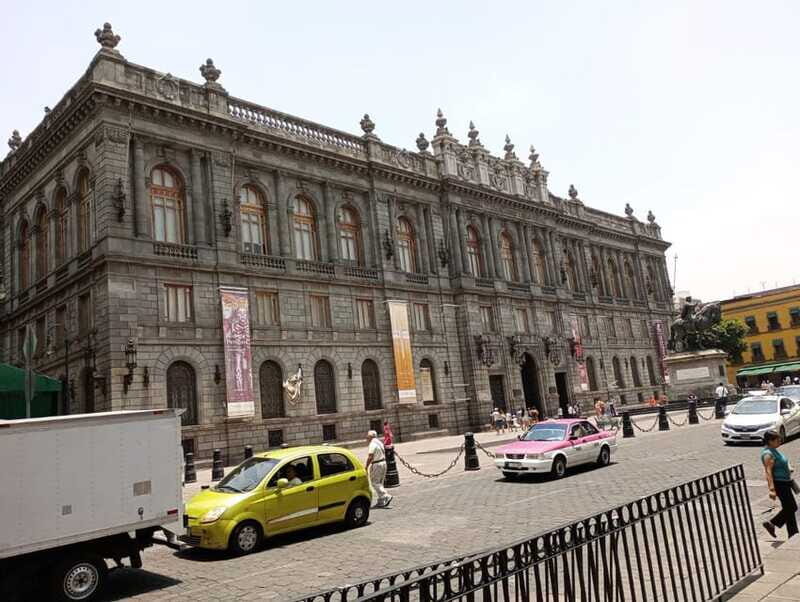 Mexico City: Historic Center Walking Tour private - Palacio de Bellas Artes and the Madero Street