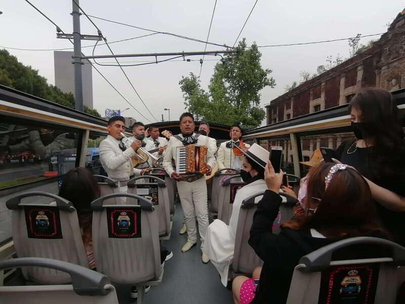 Mexico City: Mariachi Night Tour in a Panoramic Bus - Key Points