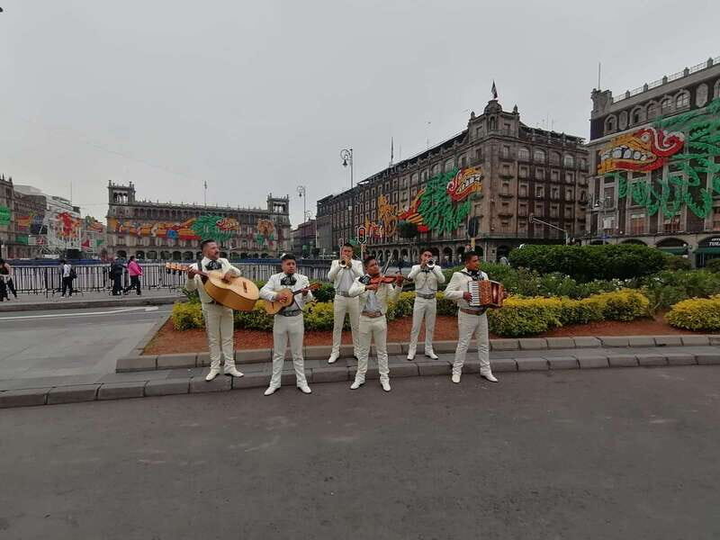 Mexico City: Mariachi Night Tour in a Panoramic Bus - Deep Dive into the Experience