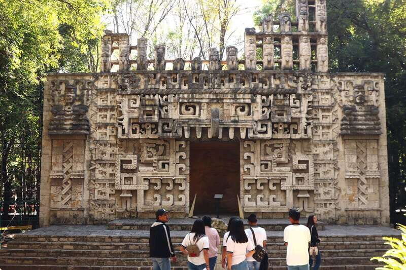 Mexico City: Private tour accompanied by the Museum of Anthropology - Mexico City: Private Tour Accompanied by the Museum of Anthropology