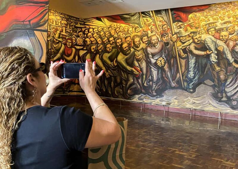 Mexico City: private tour guide through Chapultepec Castle - The Sum Up