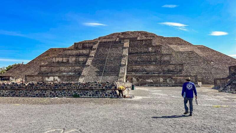 Mexico City: Teotihuacan Pyramids & Basilica of Guadalupe - Key Points