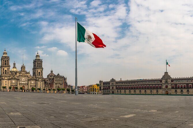 Mexico City Welcome Ride: Airport Pickup + 1-Hour City Highlights - What Travelers Say (Based on available reviews)