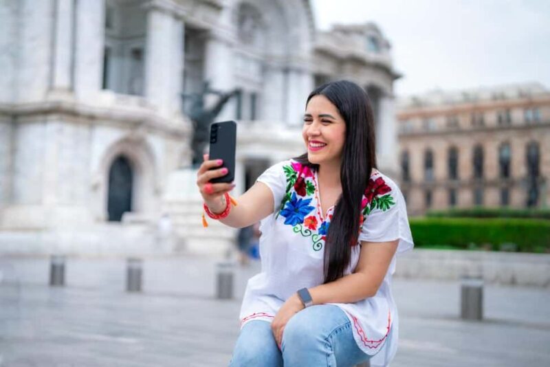 Mexico Citys Majestic Sights: Half-Day Private Tour - Exploring Mexico City’s Most Famous Sights in Comfort