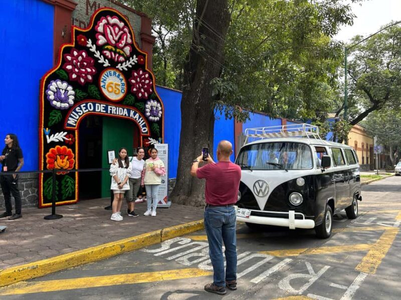 Mexico: Coyoacan & Xochimilco:VW bus, Boat & Brunch - Family - Starting Point and Vintage Ride