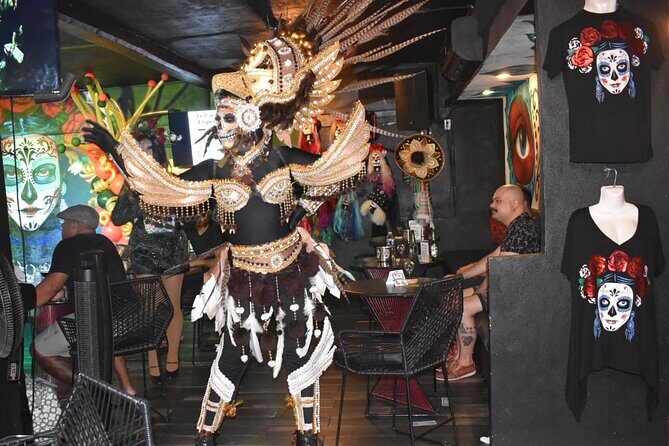 Mezcal vs. Tequila Cocktail Tasting in a Cantina - The Sum Up