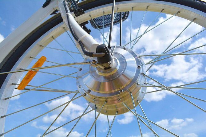 Mezedaki tasting and cycling tour on a eBike in Athens - Discover Athens on Two Wheels and Tastes