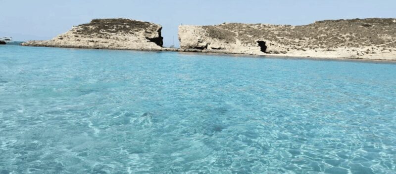 Mgarr/Cirkewwa: Comino, Gozo & Blue Lagoon Private Boat Trip - Discovering Comino and Its Hidden Treasures