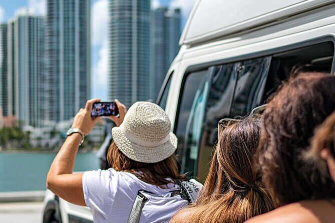 Miami 3 in 1 City Tour: South Beach, Wynwood & Little Havana - Introduction: A Compact, Engaging Tour of Miami’s Essential Neighborhoods